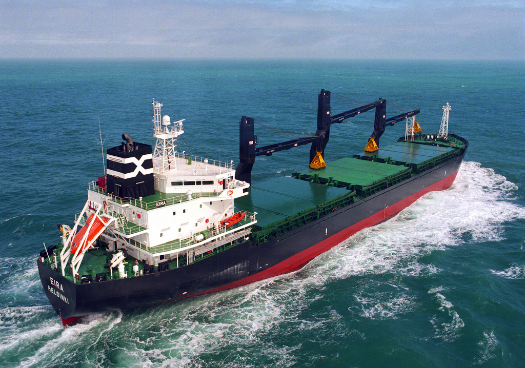 Elektra V Heats Crane Cabins at 100 Cargo Ships · Frico