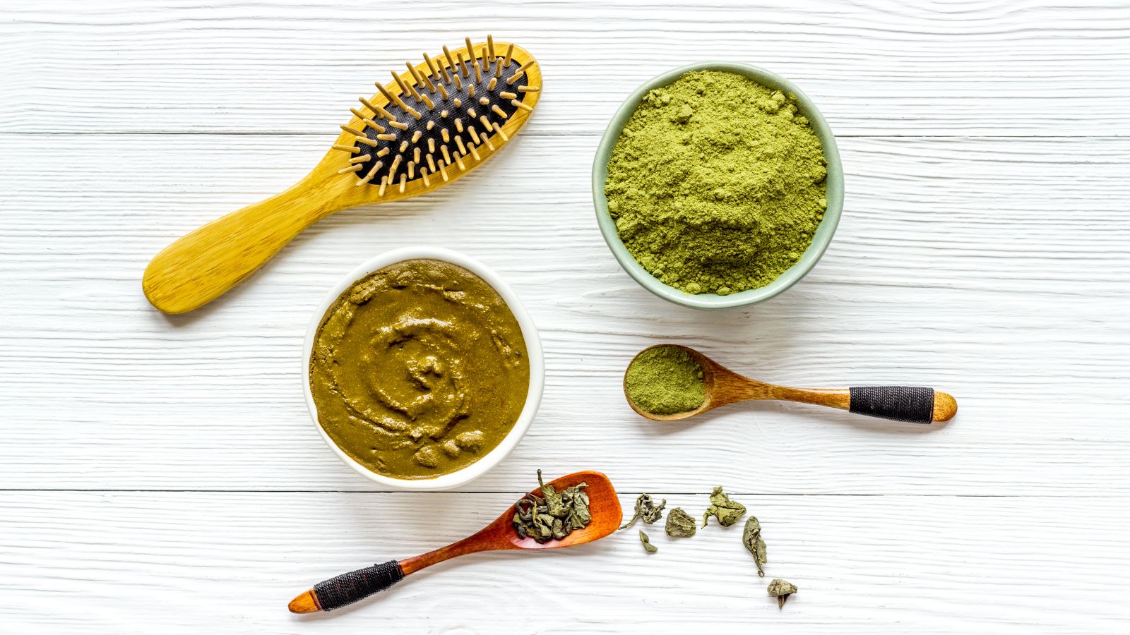 Tinte con Henna para el Pelo: Beneficios, Colores y Aplicación