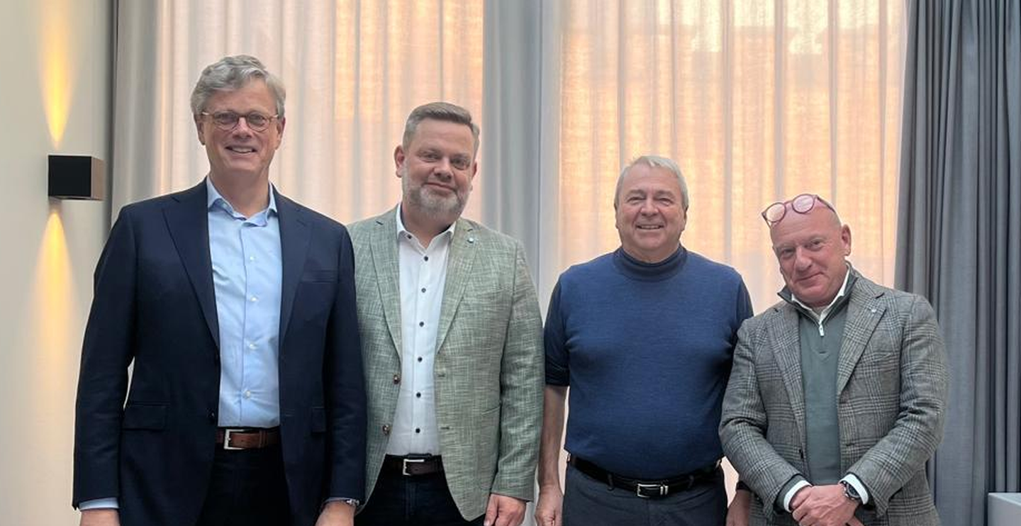 Select Group, Arch and Beyond Data join forces | Partnership