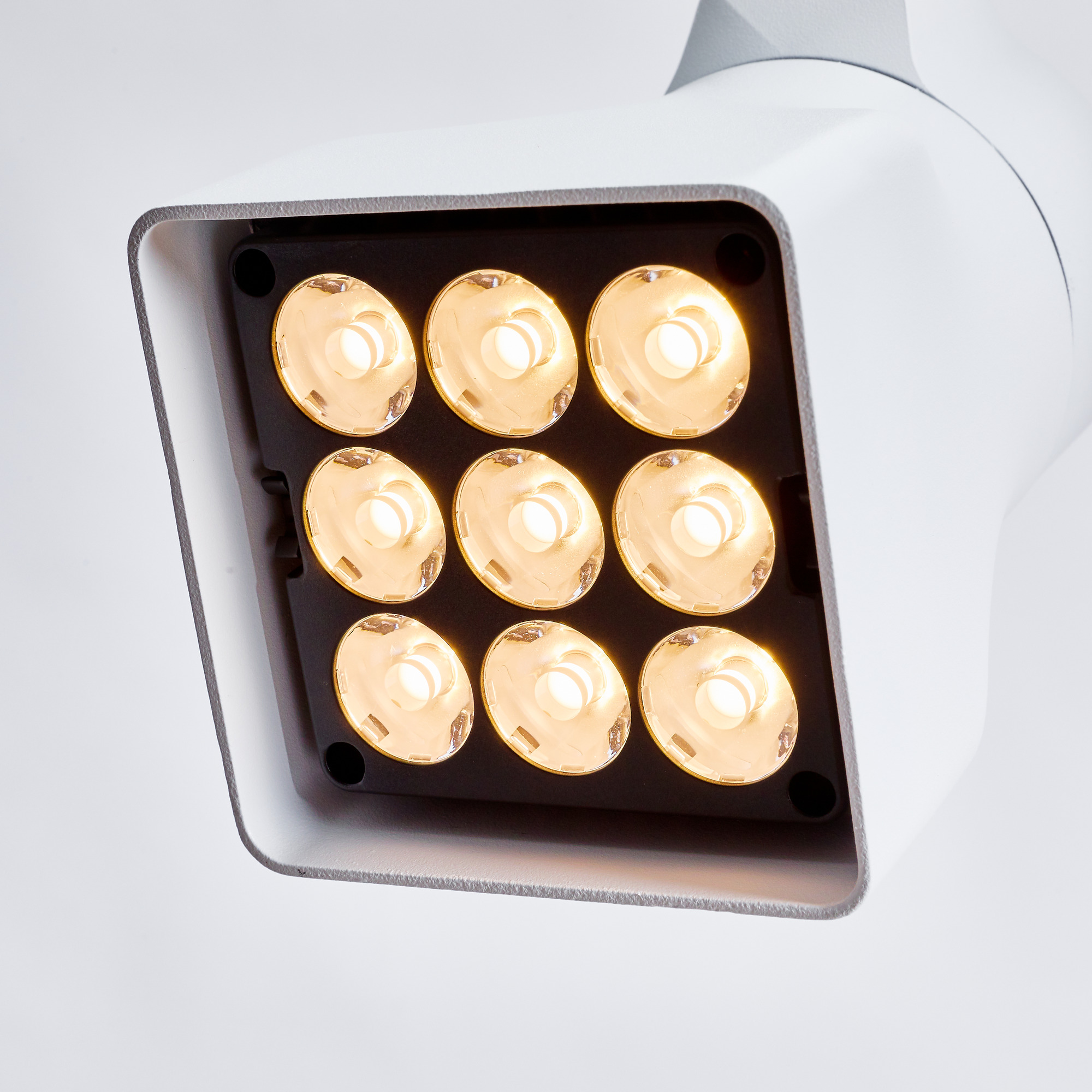 Art Gallery Lighting - by Banno Lighting™