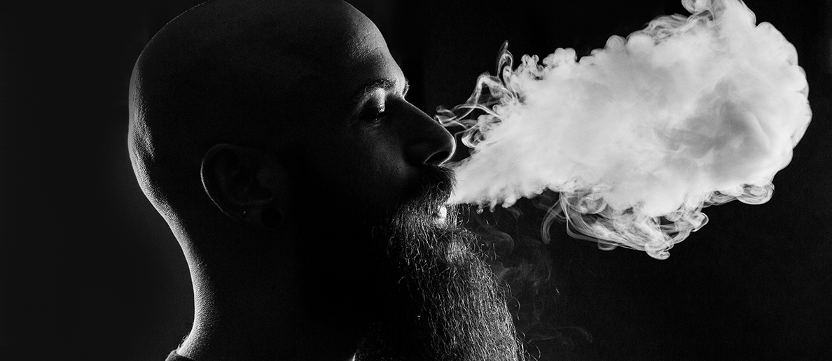 FDA Approves Altria's Flavored Vapes Amid Congressional Trading