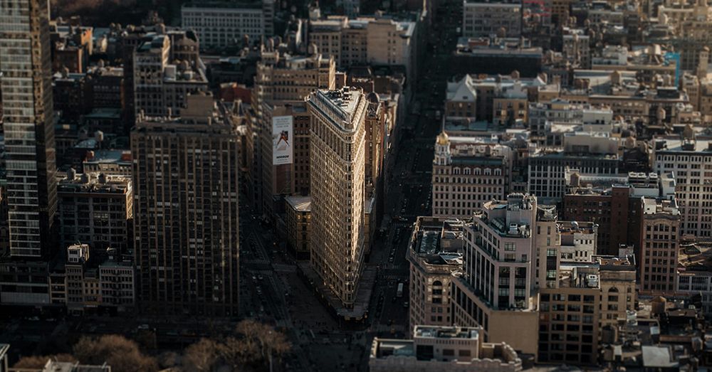 NYCB Stock Plummets in the Aftermath of 2023’s Banking Crisis