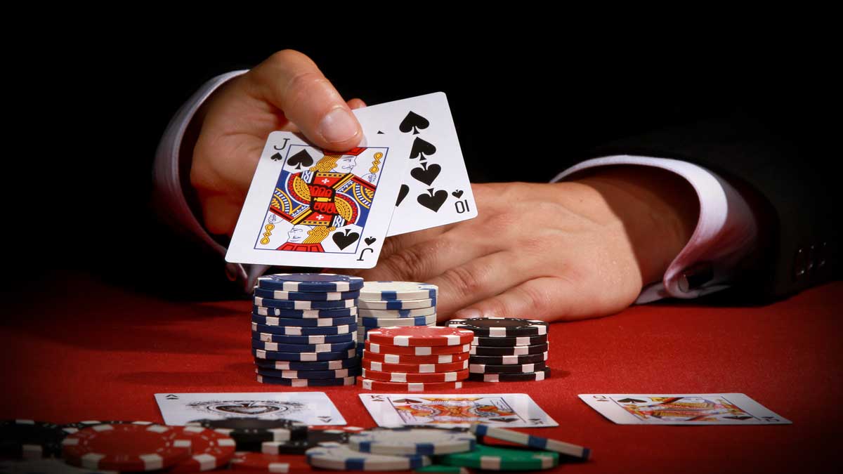 How to Play a Flopped Flush | Natural8