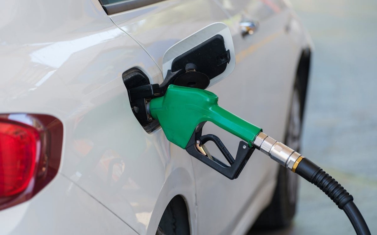 Super vs Special Fuel: What's the Difference Between Super 98 and ...