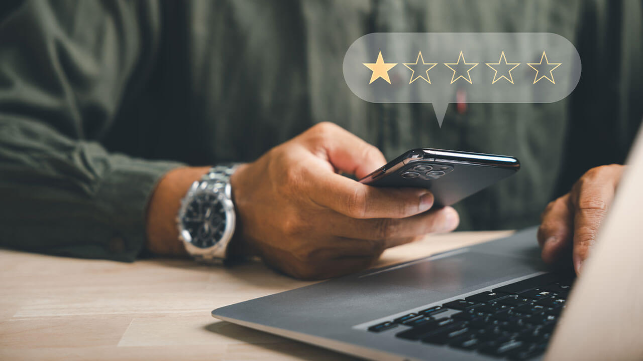 How To Respond To Negative Reviews: 11 Best Practices