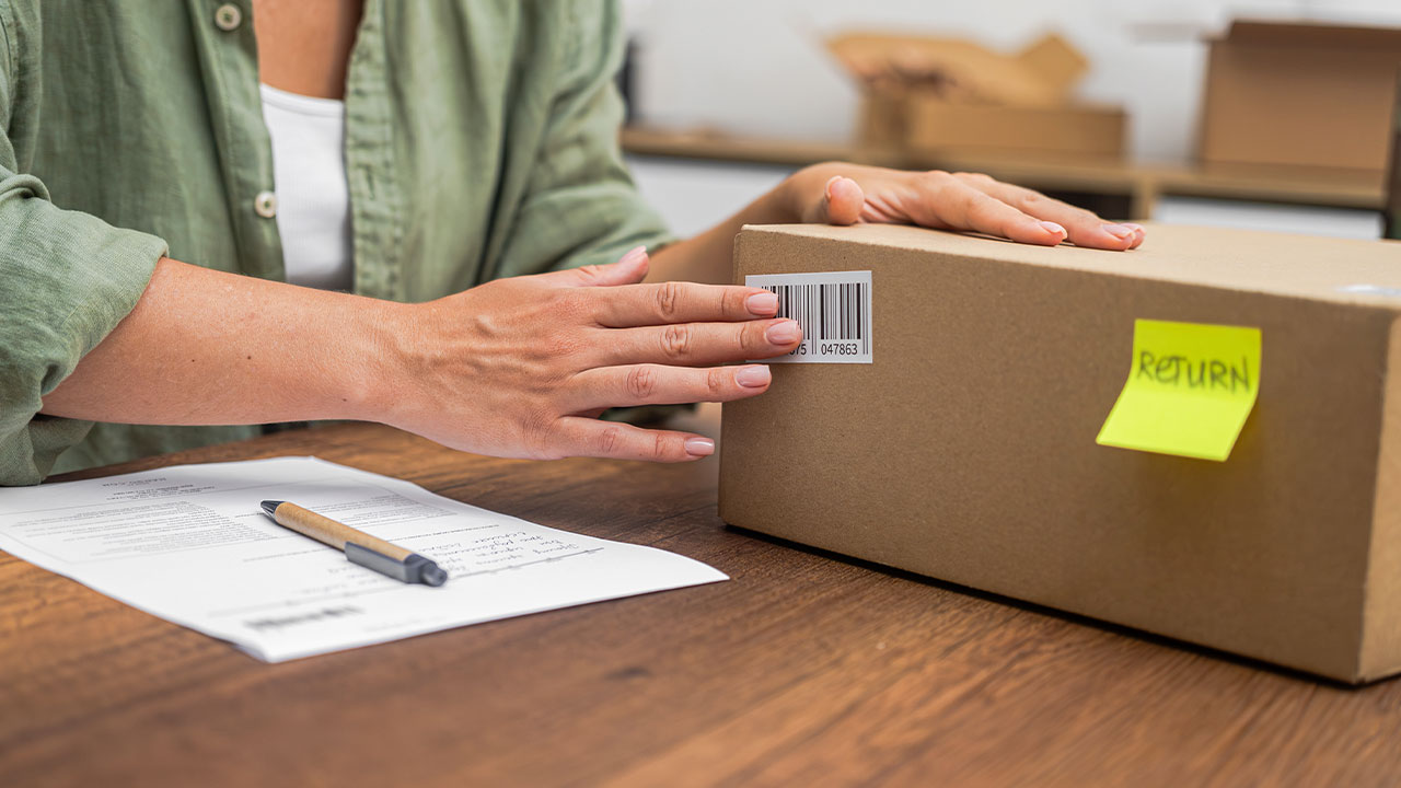 Dropshipping Returns: How To Manage Them Effectively