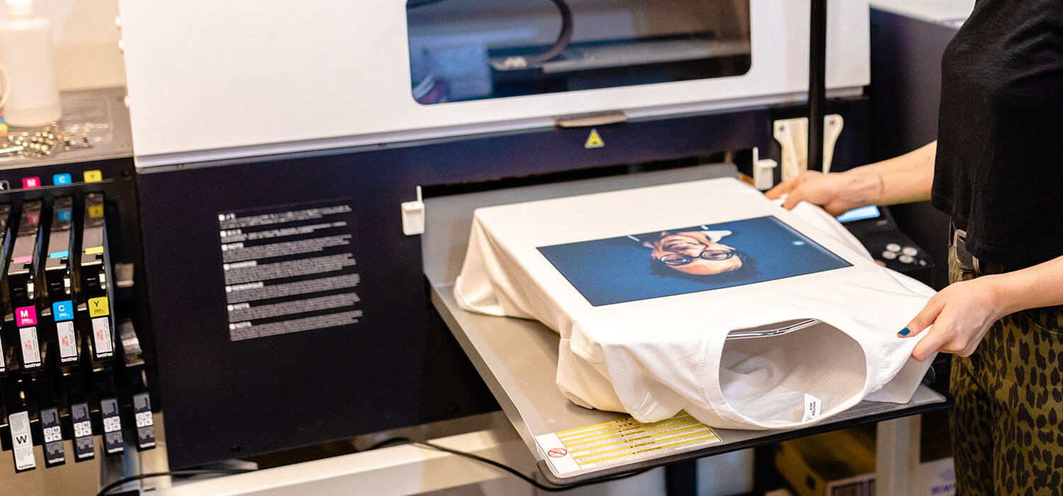What Is DTG Printing When To Choose DTG Vs Screen Printing