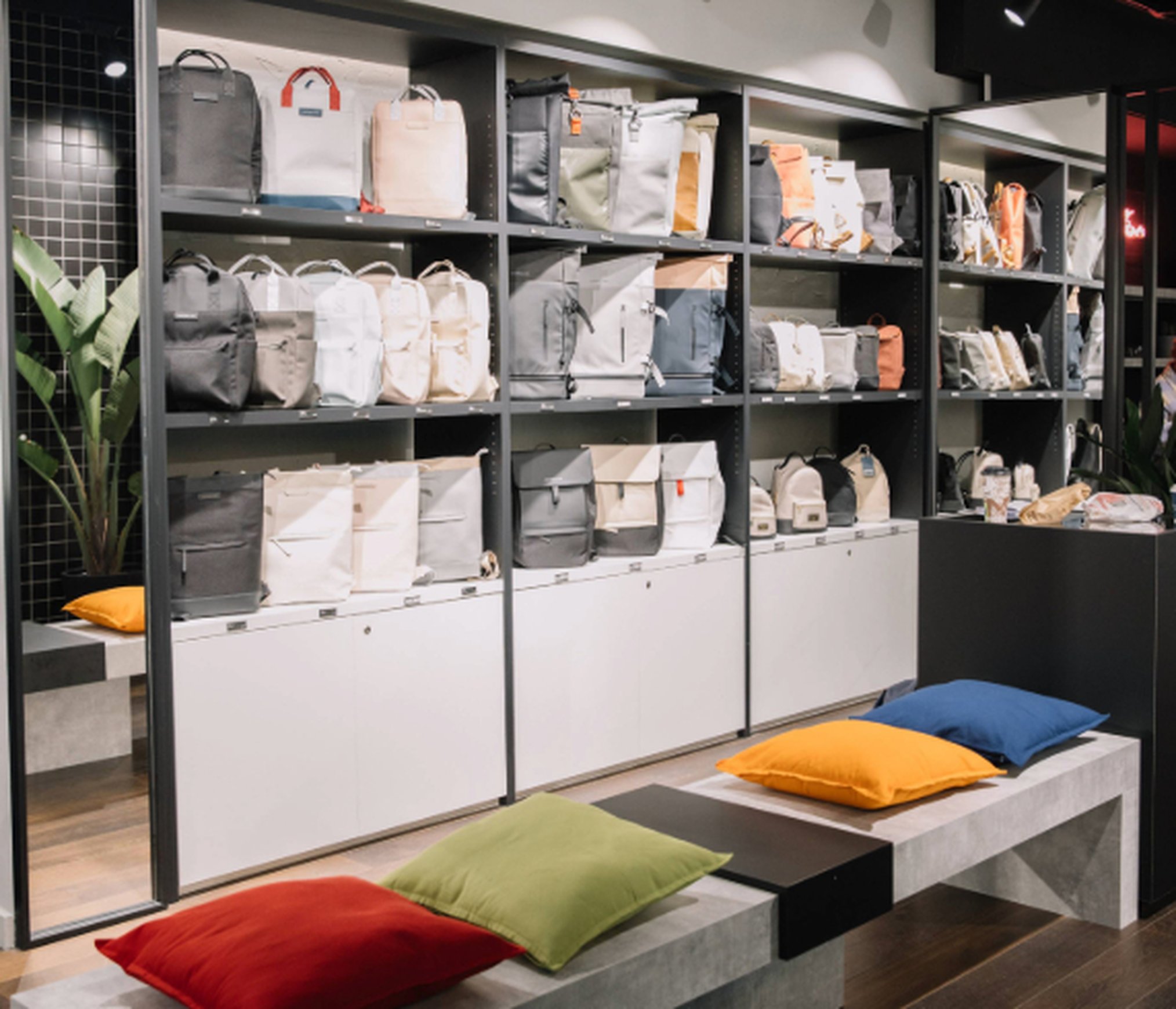 Kapten & Son Store Köln | Besuche uns | Kapten & Son