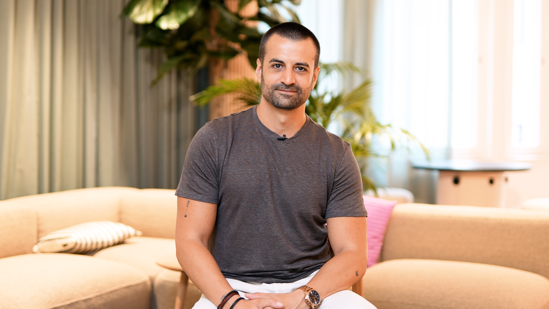 Discover EasyPark Business time-saving solutions with Alberto