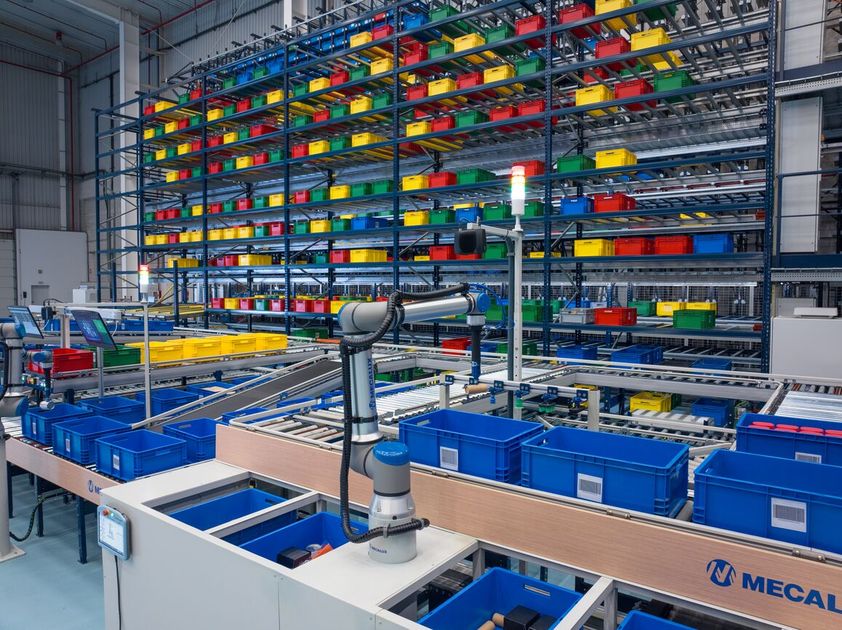 Cobots: Solution for Intra-Logistics Fulfillment