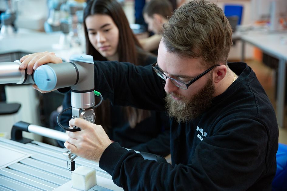 Universal Robots tilbyder ny certificering til skoler | Universal Robots
