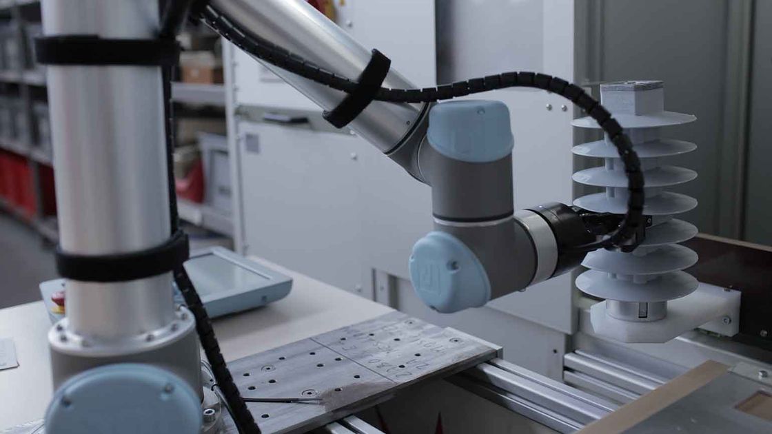 Cobots in Assembly - collaborative robots