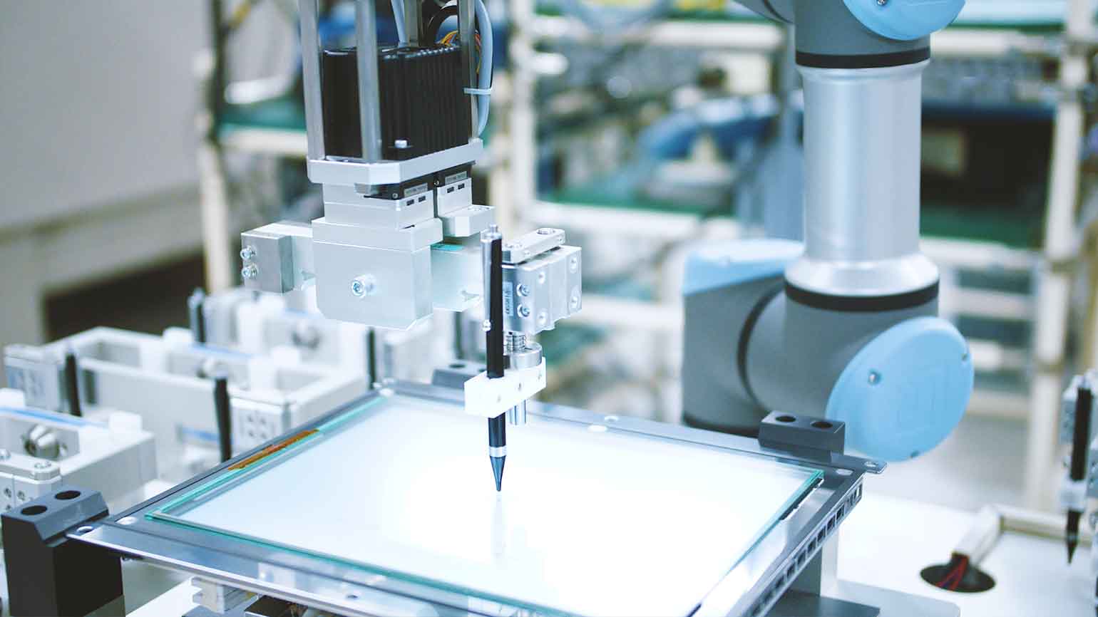 Touch Panel Reaction Test | UR Cobots | Cobot Case Stories