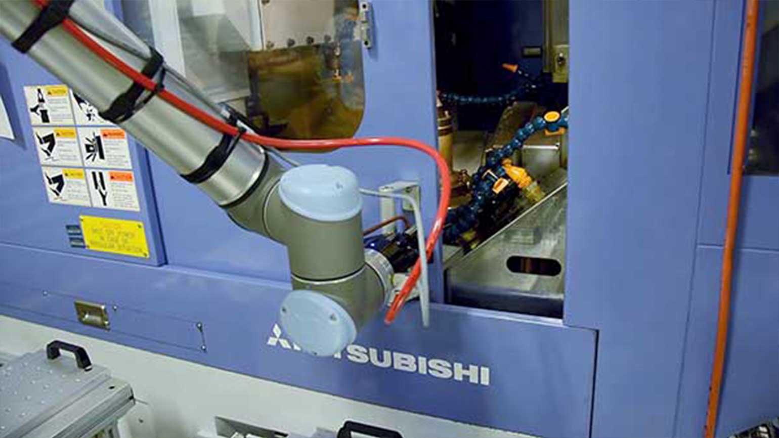 Cobots in Lights-Out Manufacturing? - Collaboration
