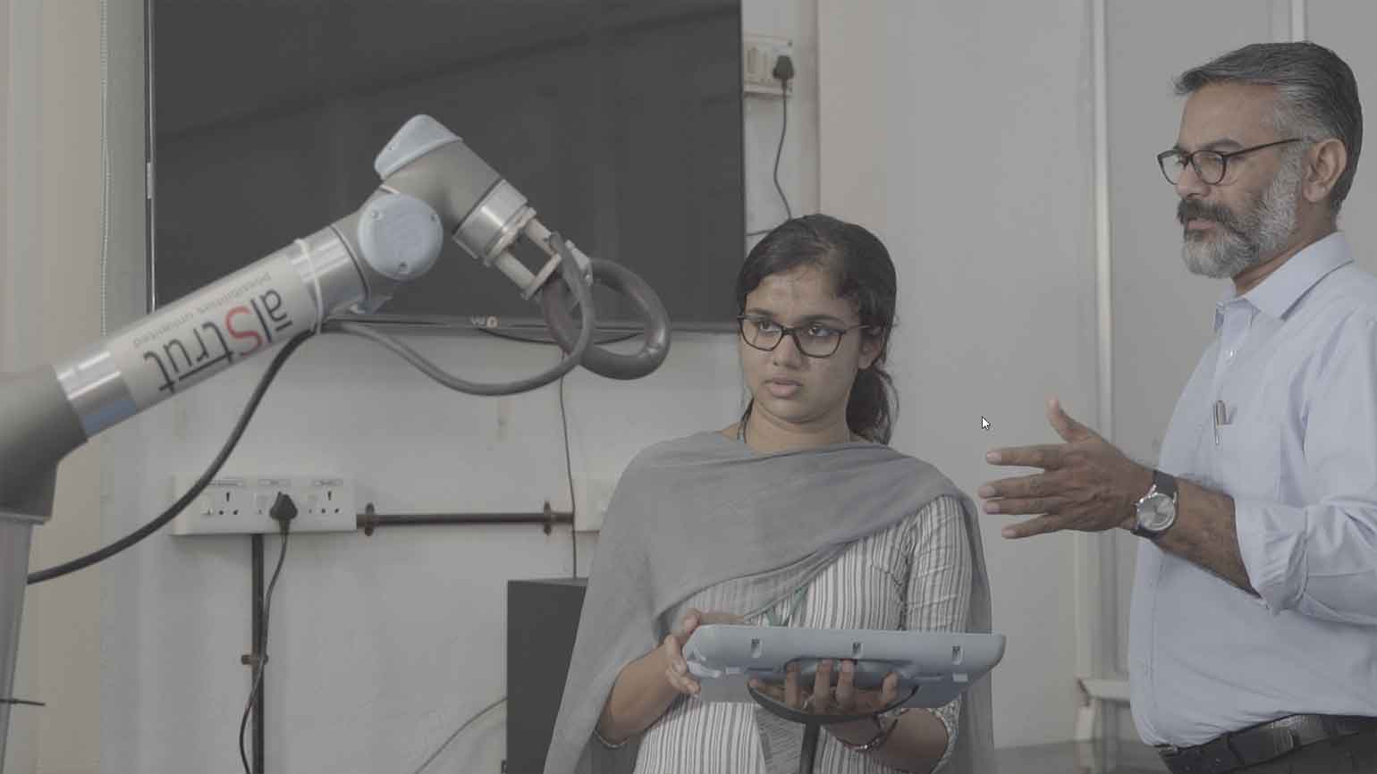 Hands-on classes | UR5 at PSG College | Cobot Case Stories