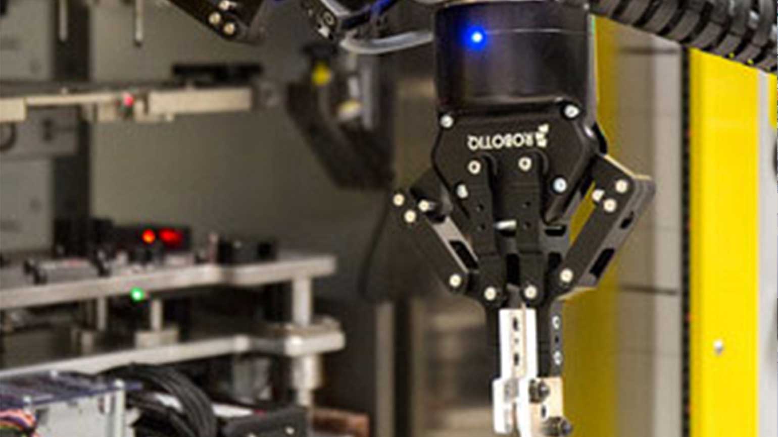 Solving complex problems with innovative concepts and robots