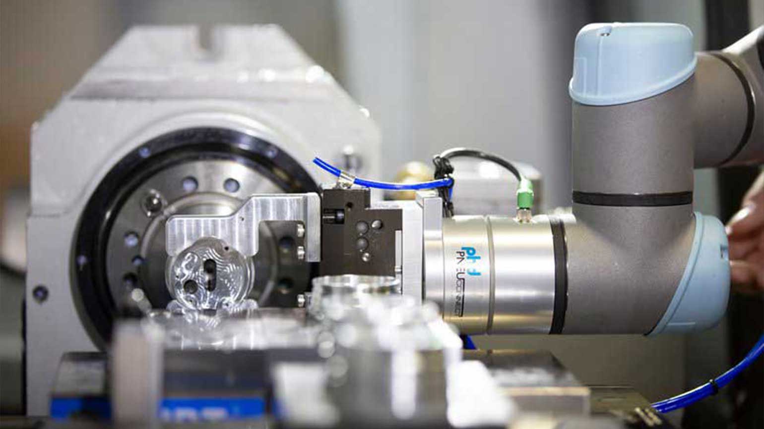 Collaborative Robots Versus Traditional Industrial Robots