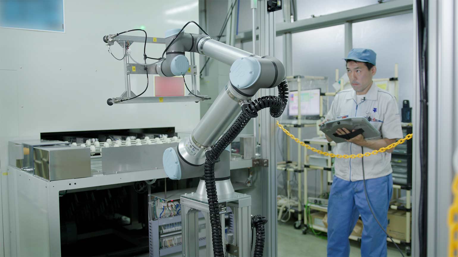 Matsunami Glass Ind., Ltd. | Cobot Case Stories