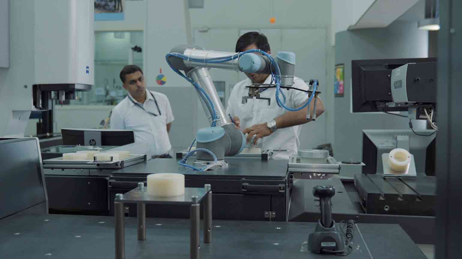 Carl Zeiss India - 24x7 Manufacturing Capability with cobots