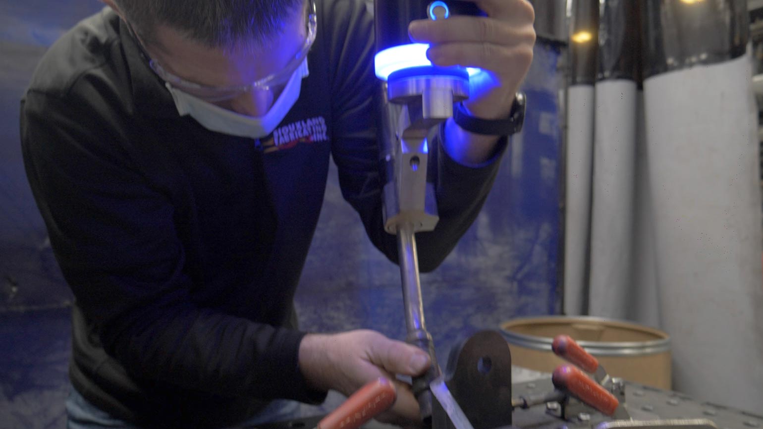 Siouxland Fabricating Inc. | Cobot Case Stories