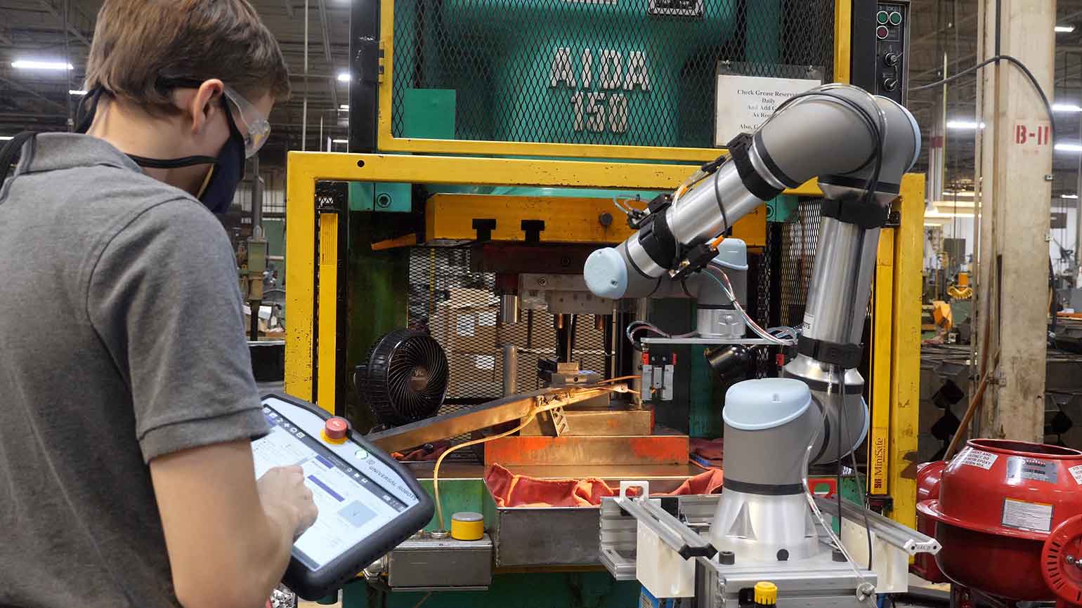 PrecisionForm Inc. | Cobot Case Stories