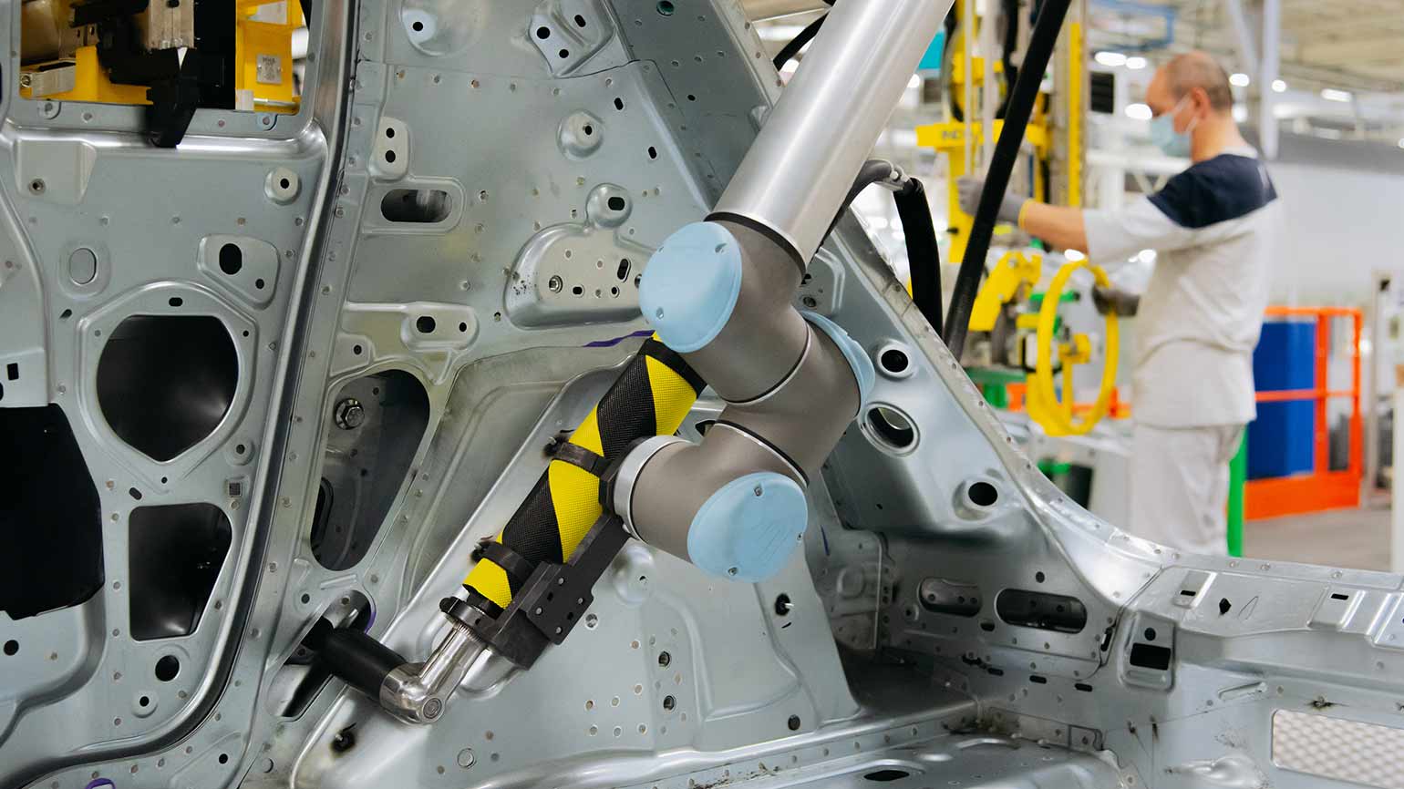 Stellantis | Cobot Case Stories