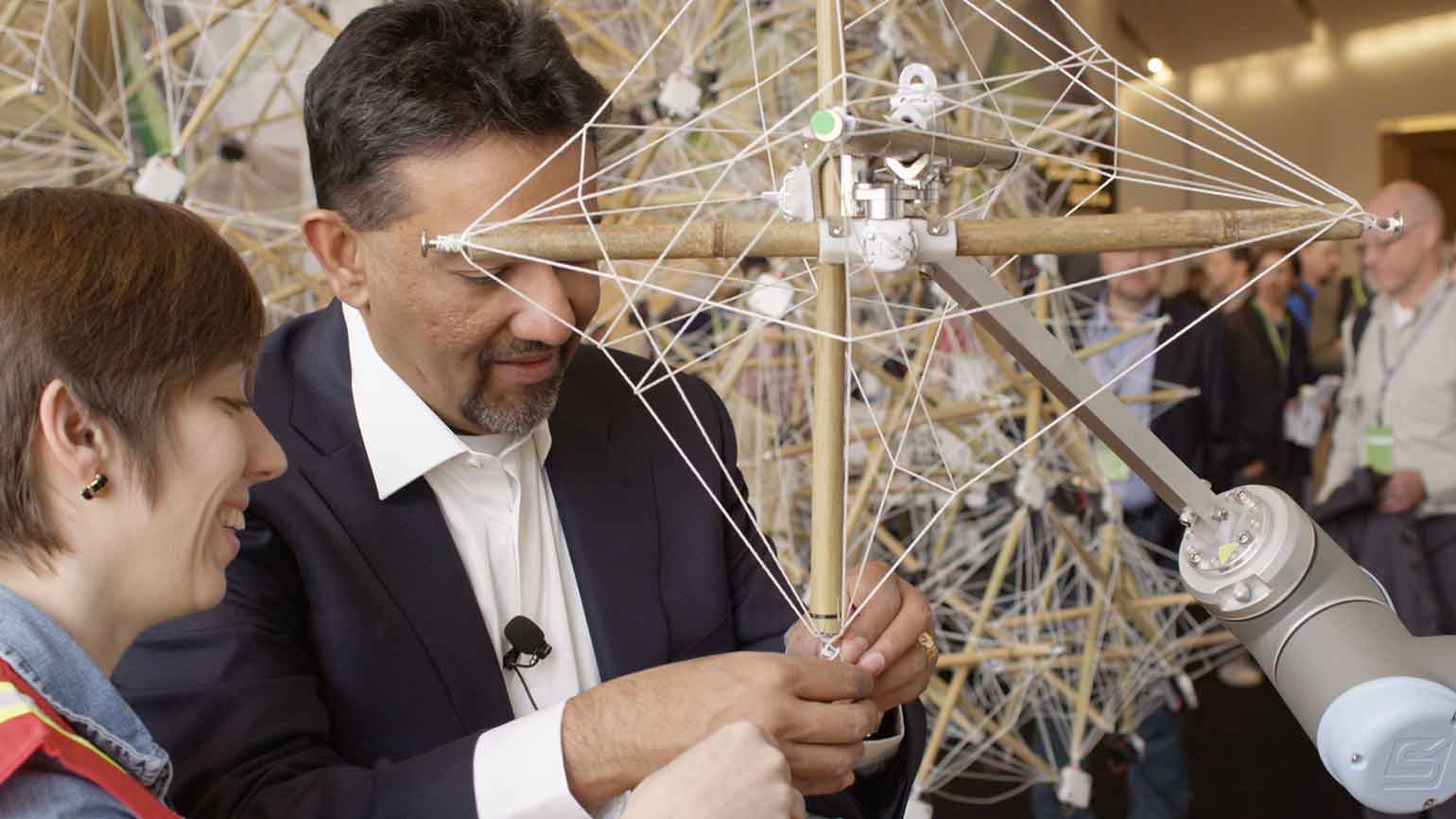 Drawing | UR5 and UR10 at Autodesk | Cobot Case Stories