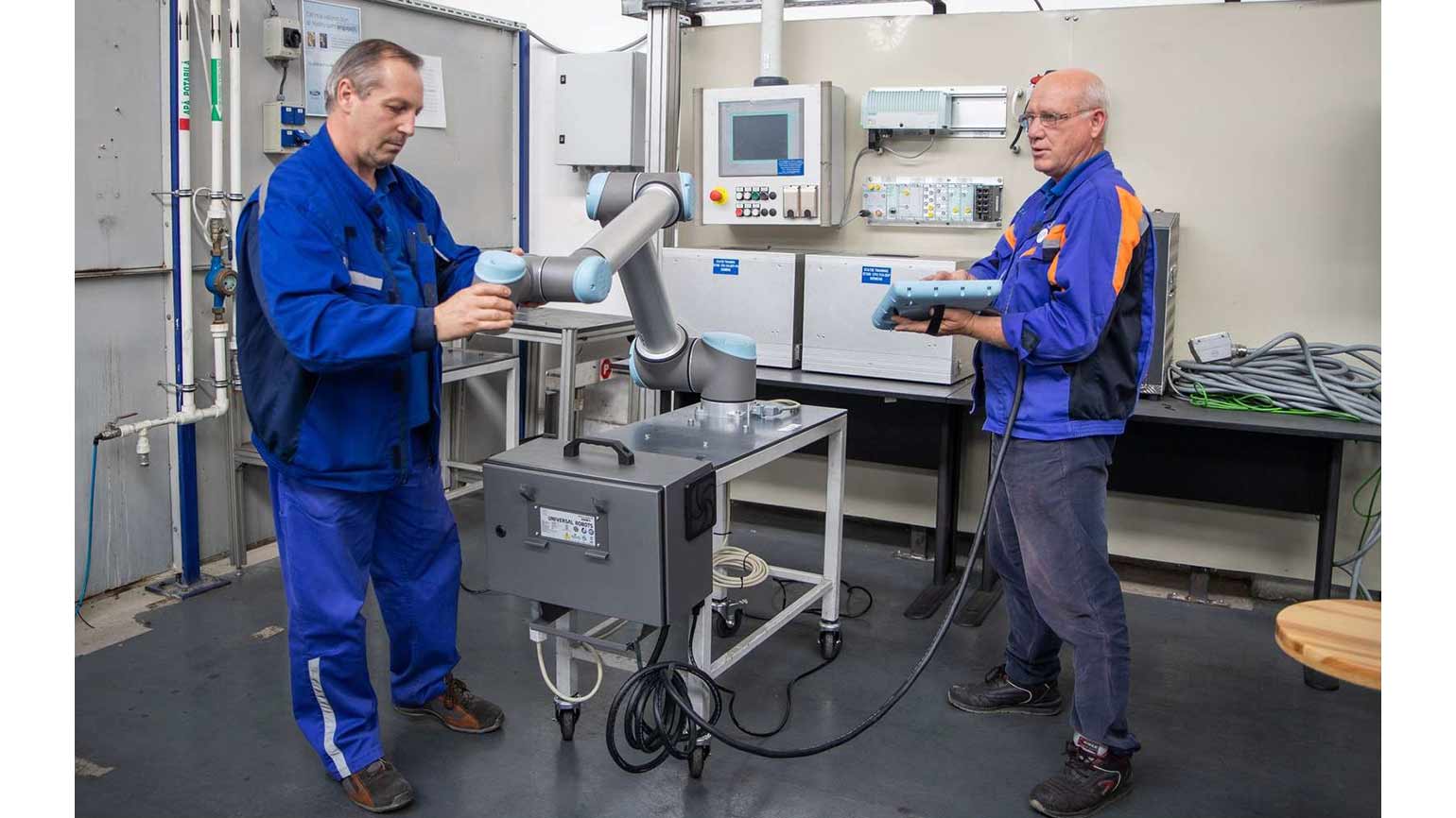 6 Examples of Industrial Robots in the Automotive Industry