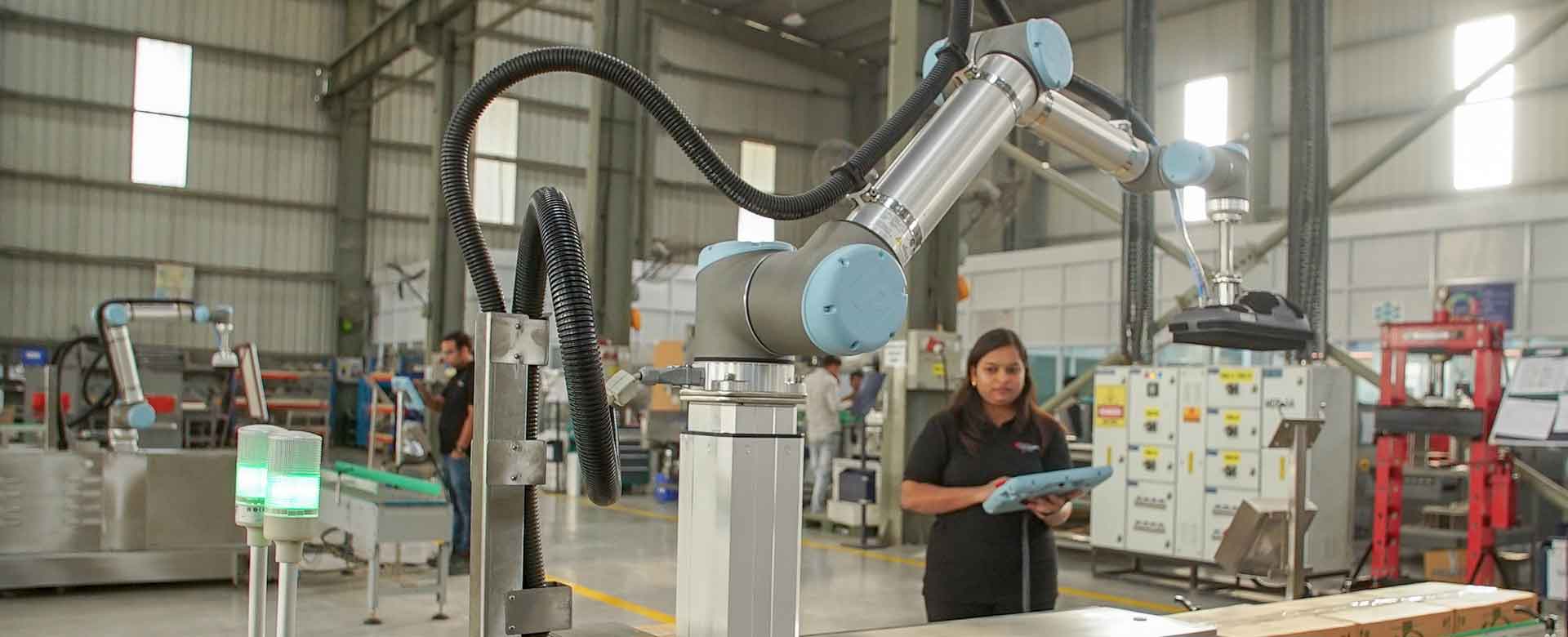 Palletizing | UR10 at Clearpack | Cobot Case Stories
