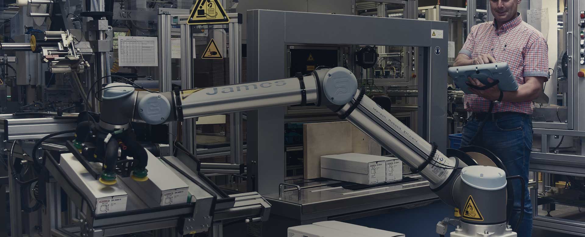 Pick and Place | UR10 at Gustav Hensel | Cobot Case Stories
