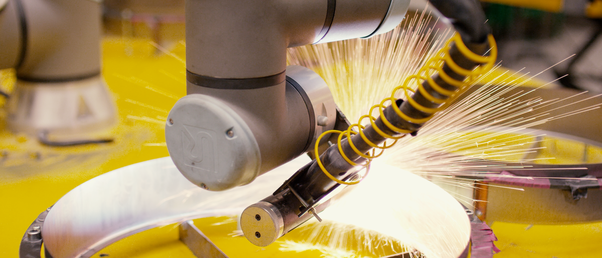 Hvordan kollaborative robotter ændrer den ældgamle svejsekunst