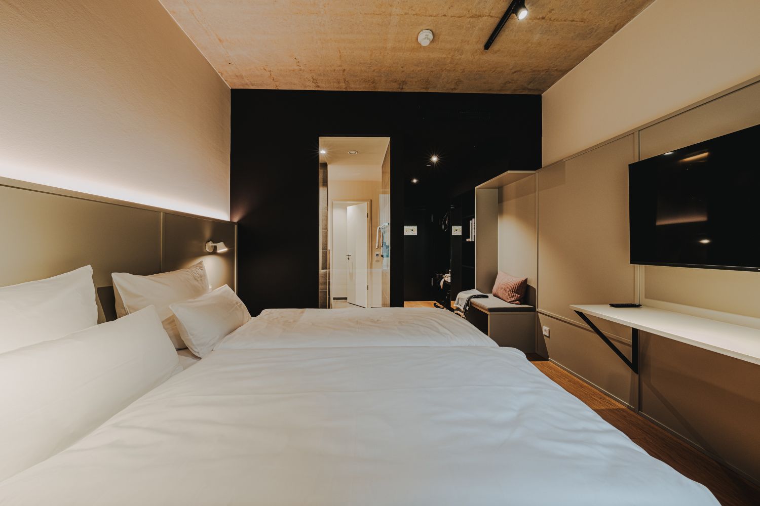 HIIVE Oldenburg | Hiive Hotels