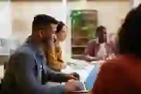 What is Straight-Time Pay and How to Calculate it | Hubstaff