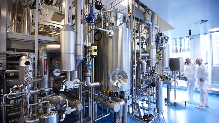 Roche | How medicines are made: manufacturing and production