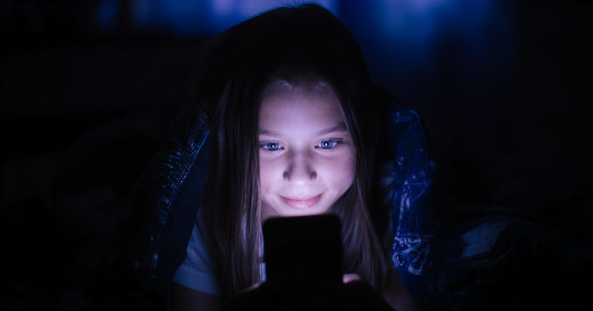 9 Ways to Protect Your Kid from Blue Light | Ohana
