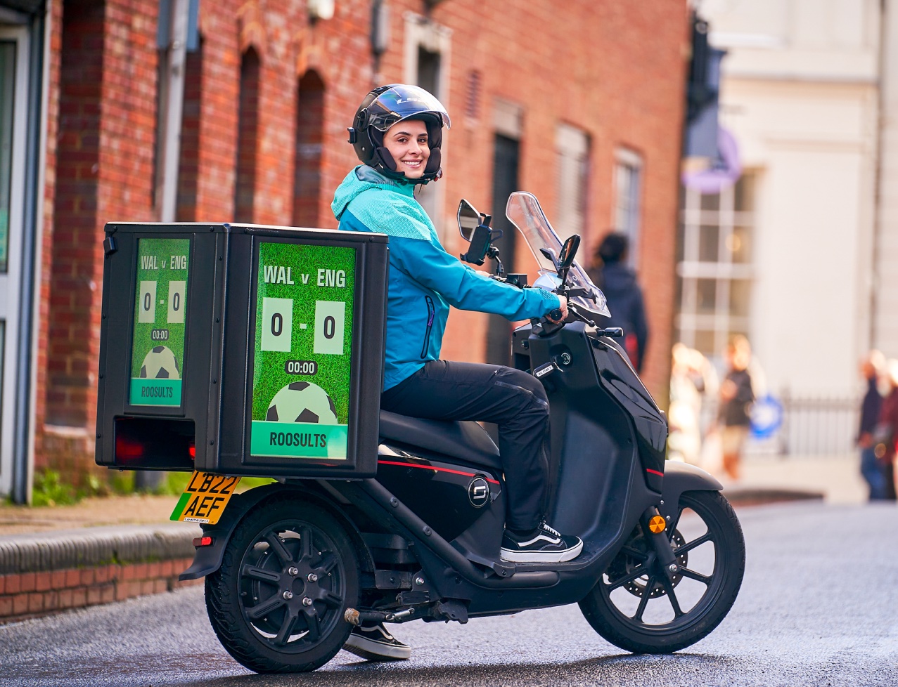 FROM ‘BACK OF THE NET’ TO ‘BACK OF THE BOXES’, DELIVEROO DELIVERS THE ...