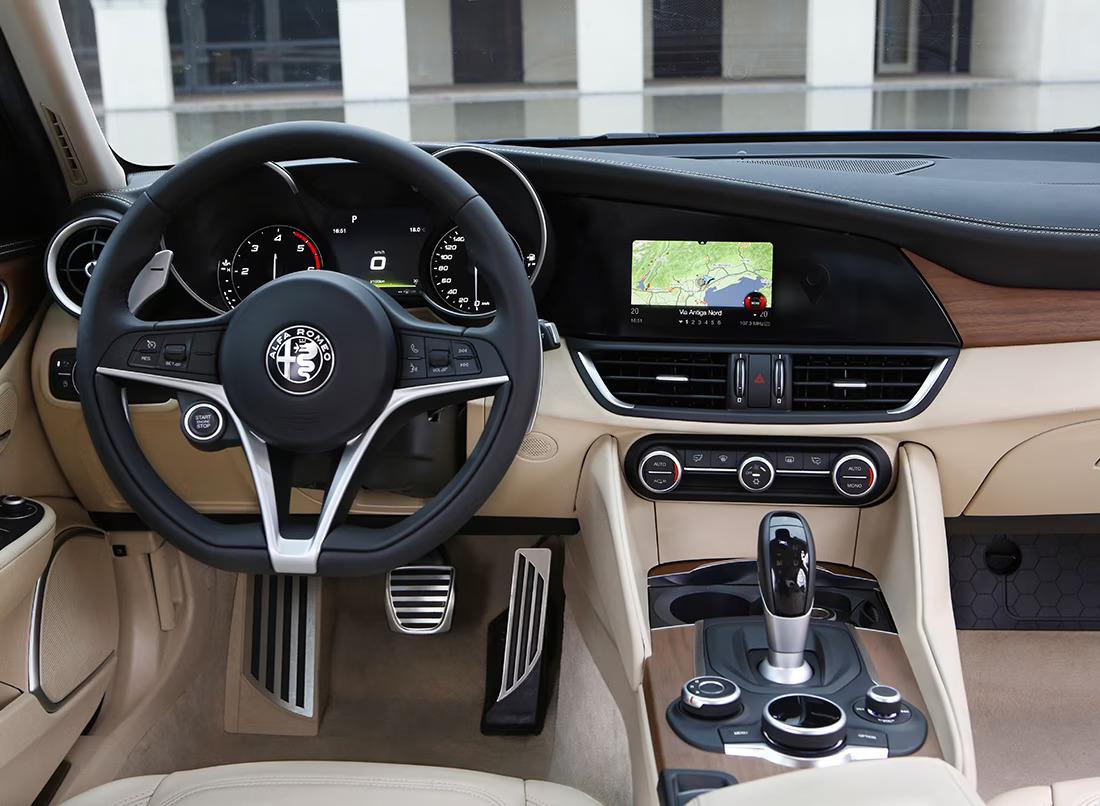 Alfa Romeo | TomTom