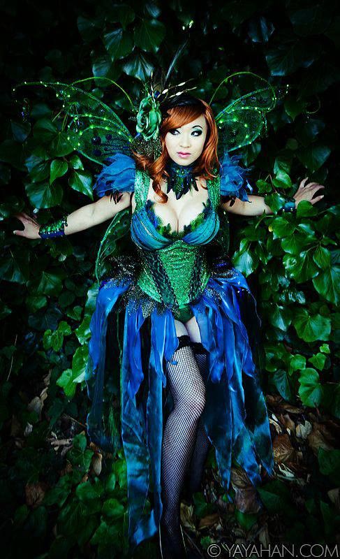 vicky schmidt cosplay