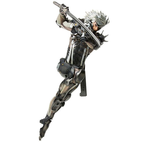 Metal Gear Rising Revengeance Raiden Figure