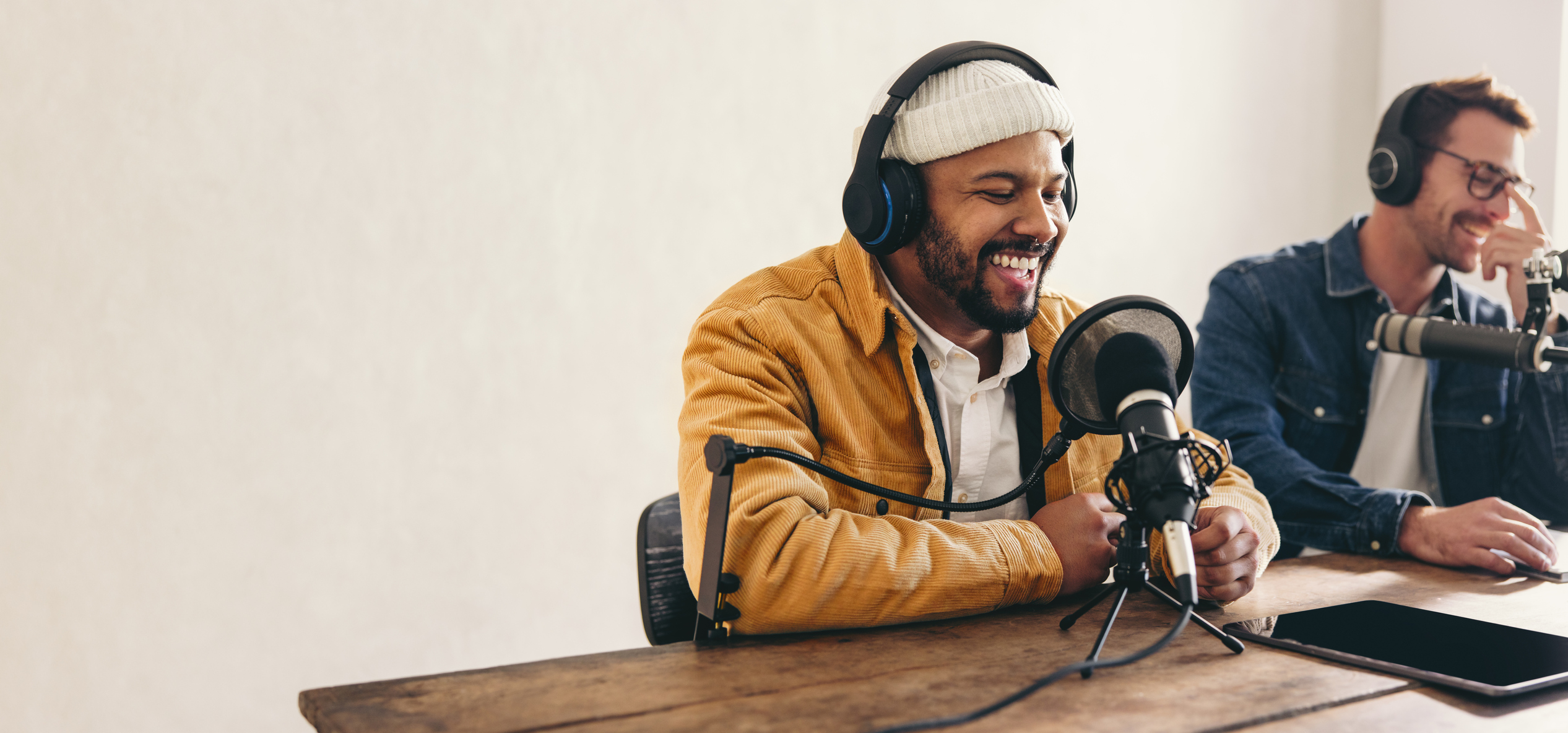The Best 21 Technology Podcasts to Boost Your Tech Knowledge