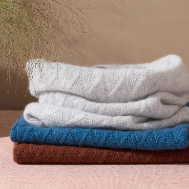 Scottish Cashmere Cable Snood in Conker | Accessories | Brora