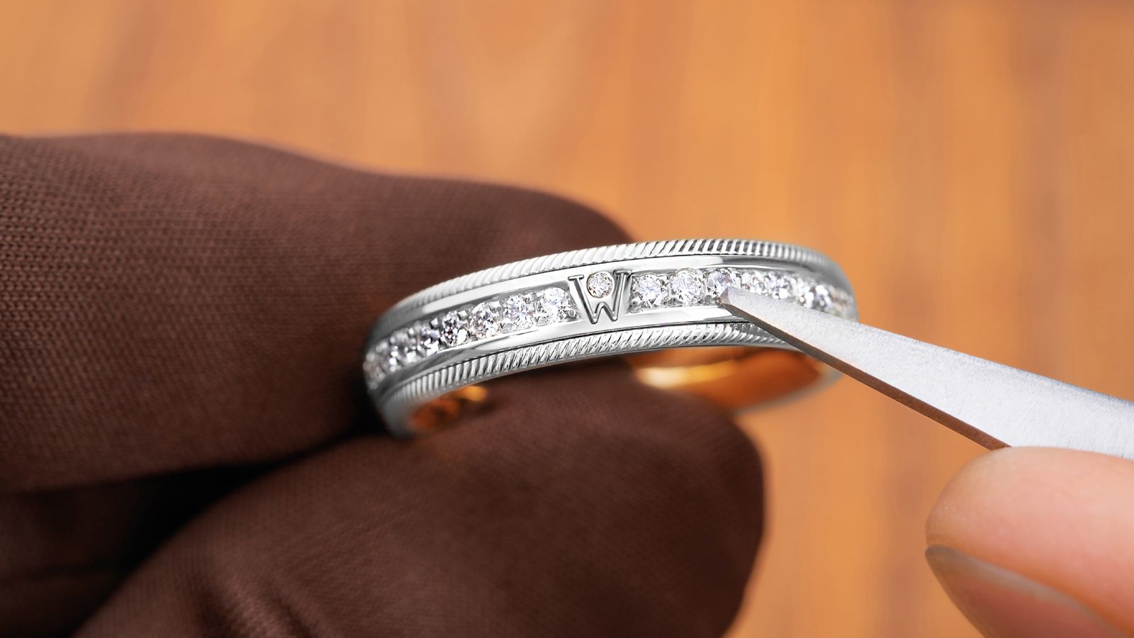 DIAMOND JULIET ring.