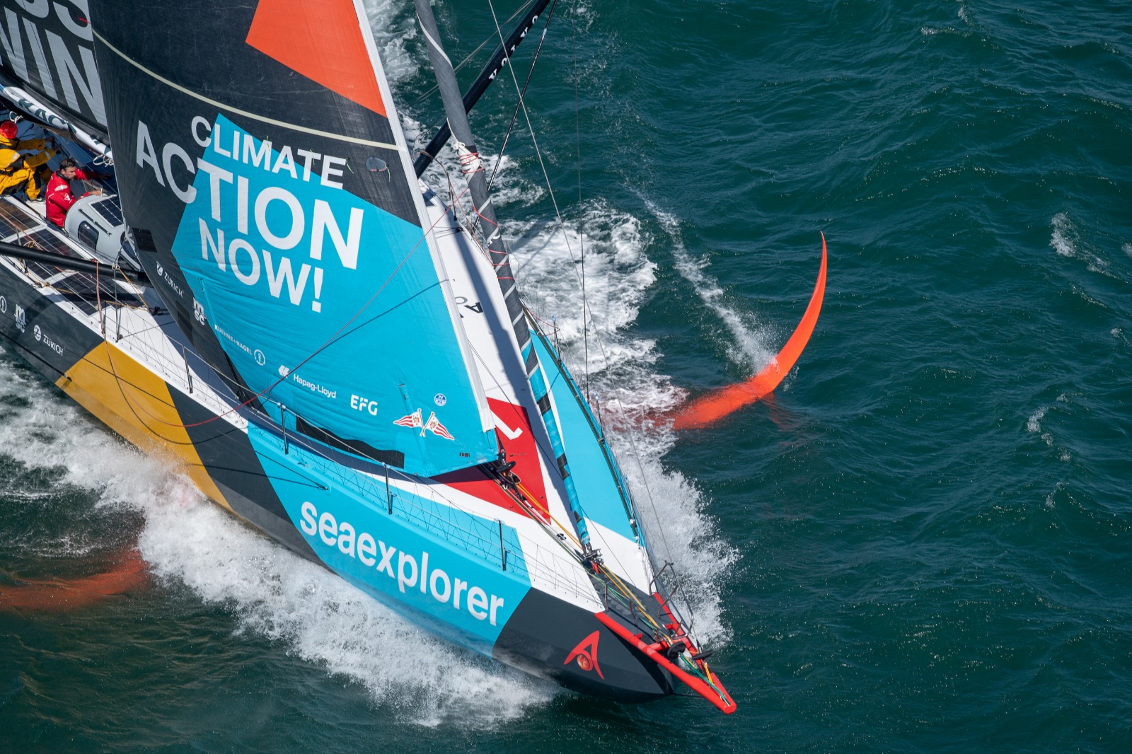 Team Malizia Finds A Crack At The Top Of Their Mast | Team Malizia ...