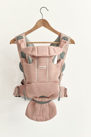 Baby Carrier Move in airy 3D mesh with comfortable back support