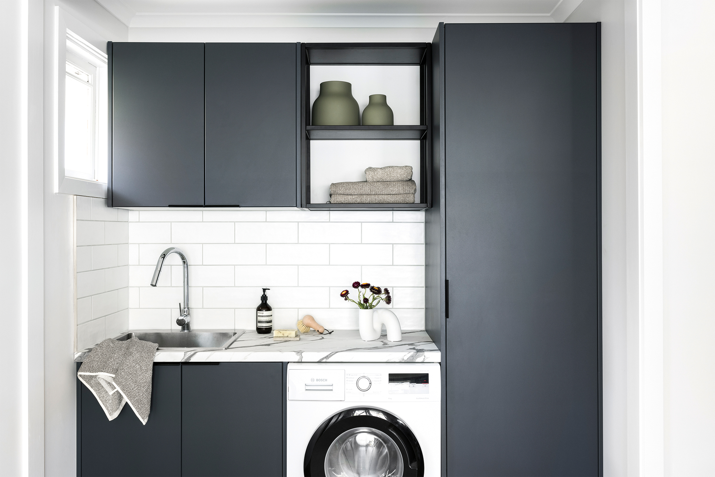 midnight moment laundry | kaboodle kitchen