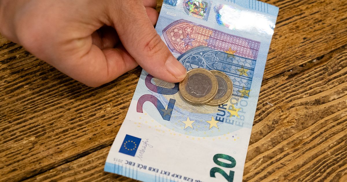 Tipping in Barcelona | When to Tip and How Much - BarcaTrips