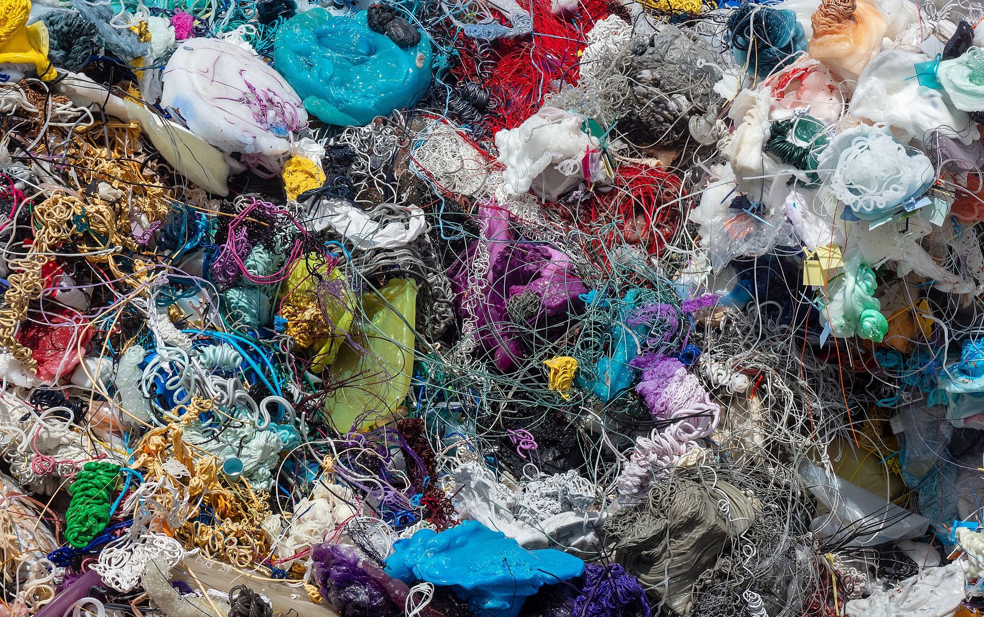 Möglichkeiten und Grenzen von Kunststoff-Recycling – Liechtensteinische ...