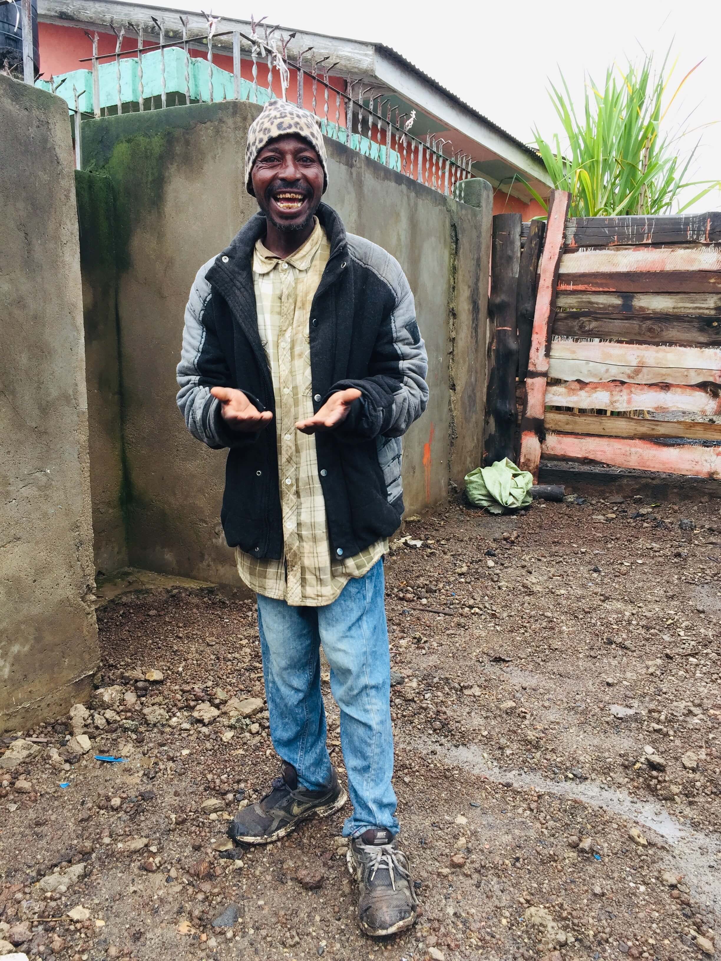 A toilet manual emptier’s life in this day and age | SNV