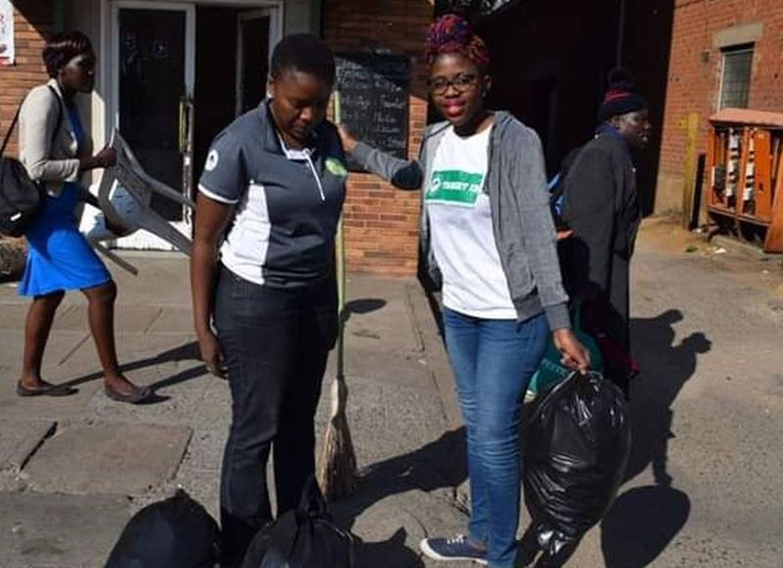 Young female entrepreneur changing waste management norms in Zimbabwe | SNV