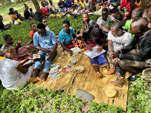 Savings groups: giving hope to young entrepreneurs | SNV